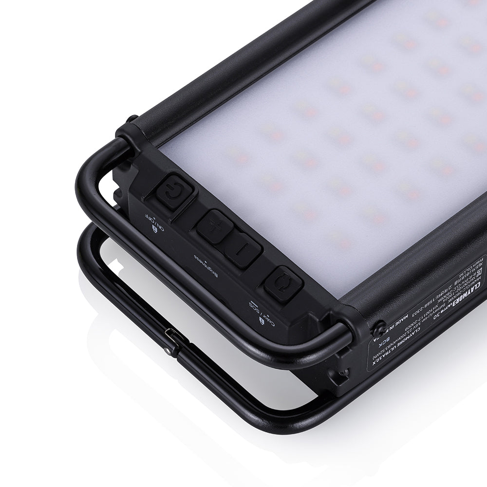 ULTRA 3.0 S-Rechargeable Outdoor Area Light – CLAYMORE USA